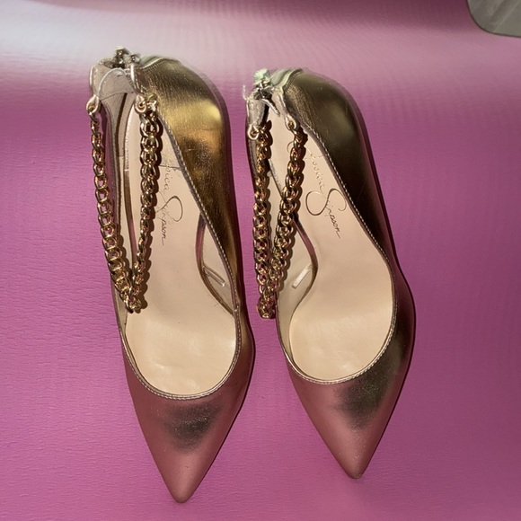 Jessica Simpson | Shoes | Gold Transgender Heels With Chain Accent ...